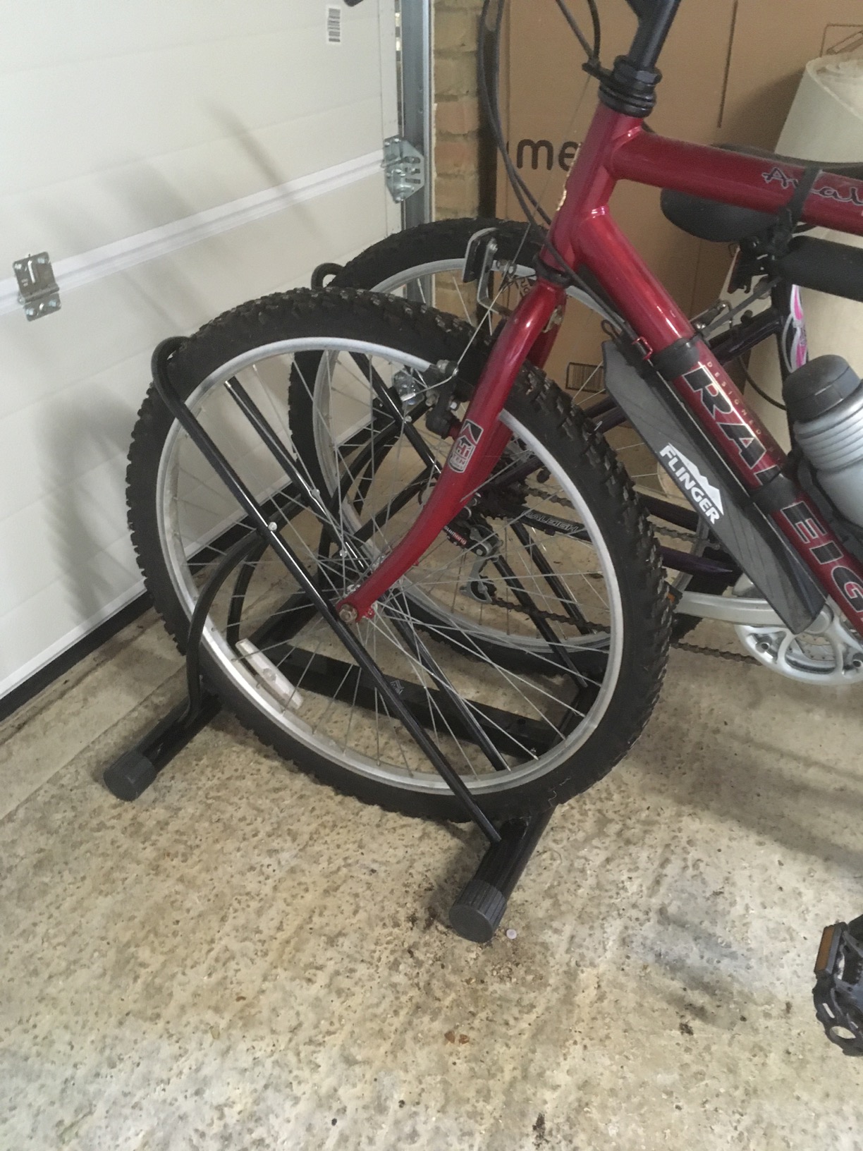 HOMCOM Steel Double-Sided Indoor Bike Rack Black | Aosom UK