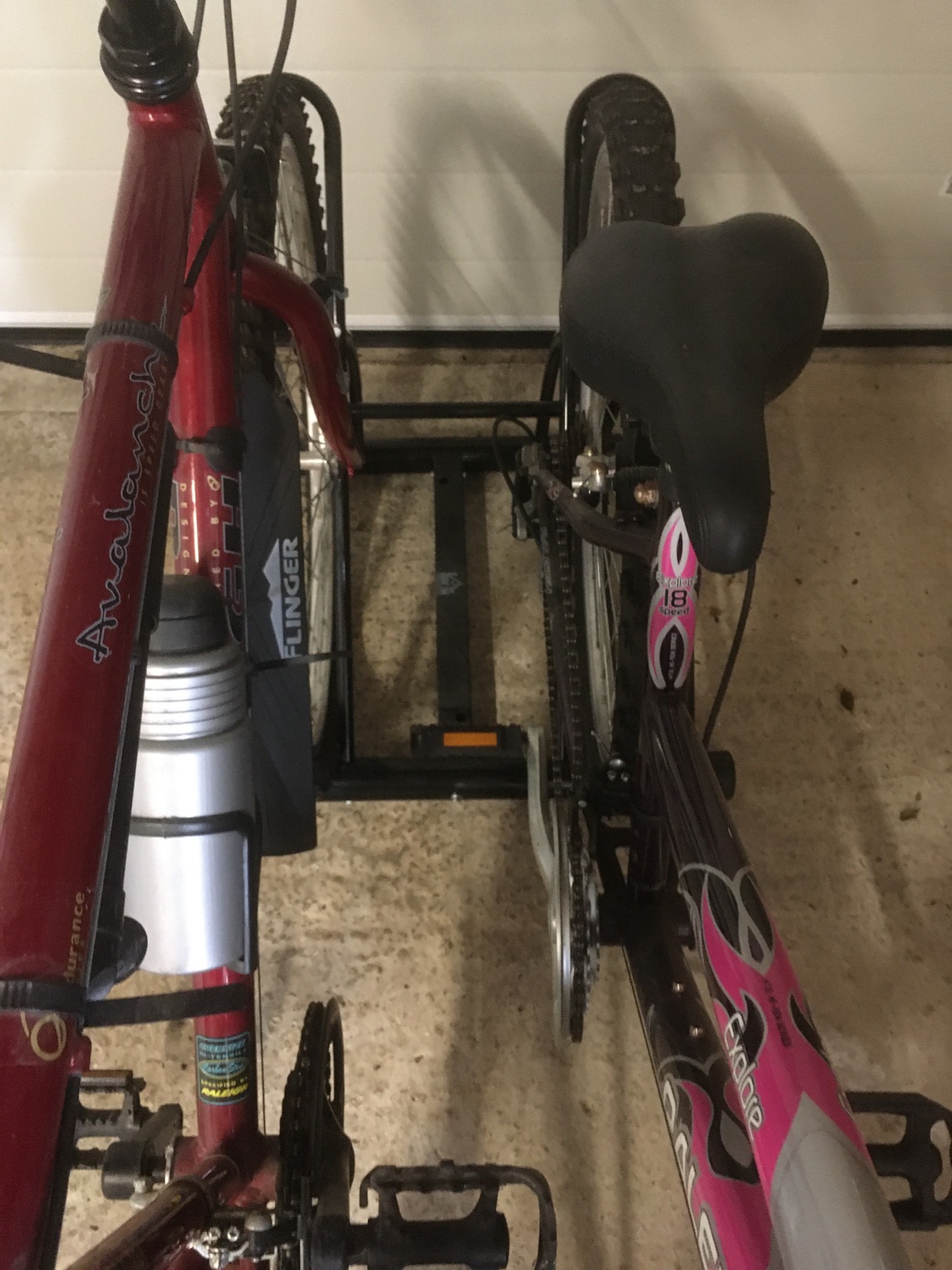 HOMCOM Steel Double-Sided Indoor Bike Rack Black | Aosom UK