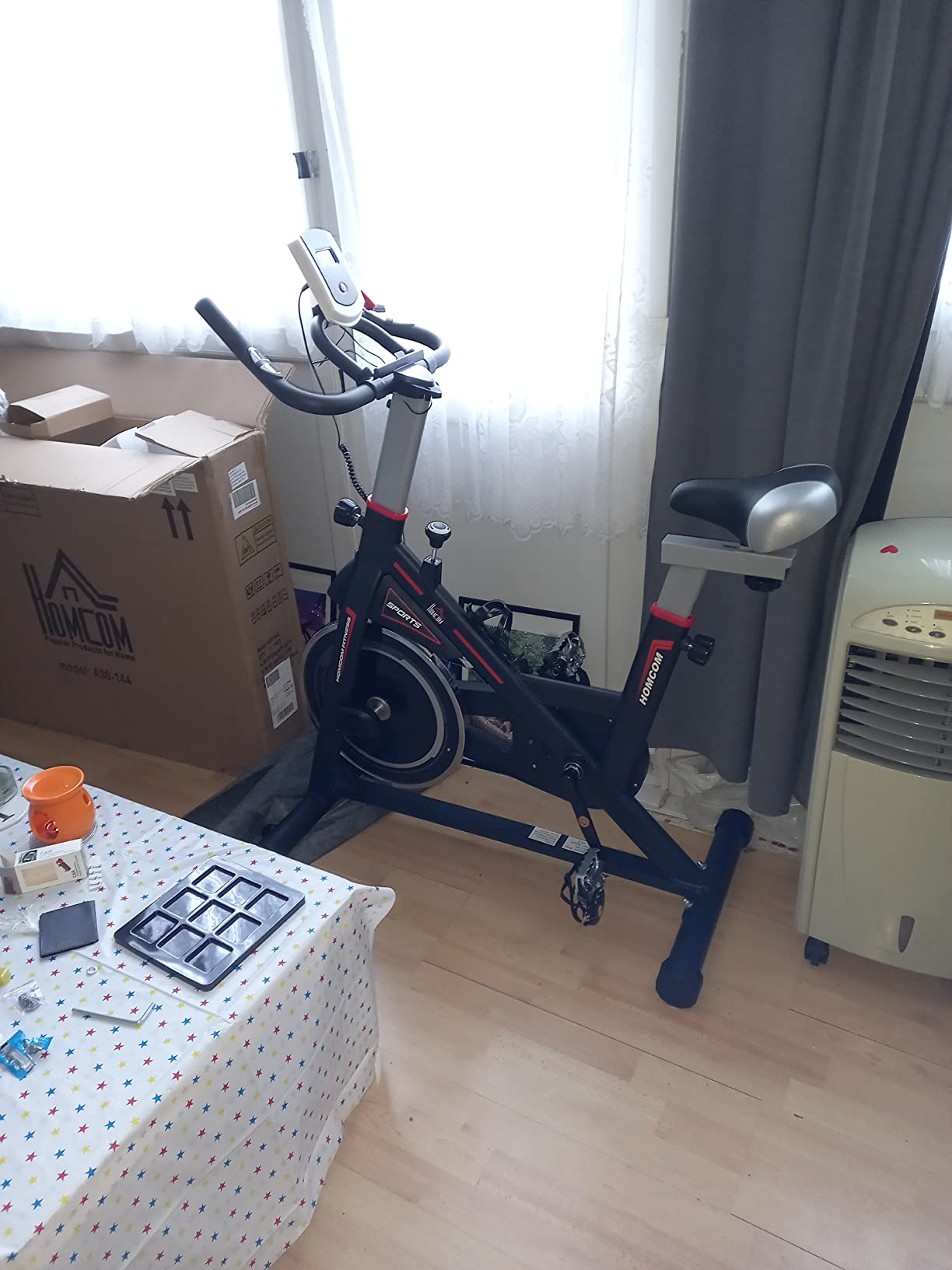 HOMCOM Belt-Driven Exercise Bike Home Fitness Trainer with LCD Display ...