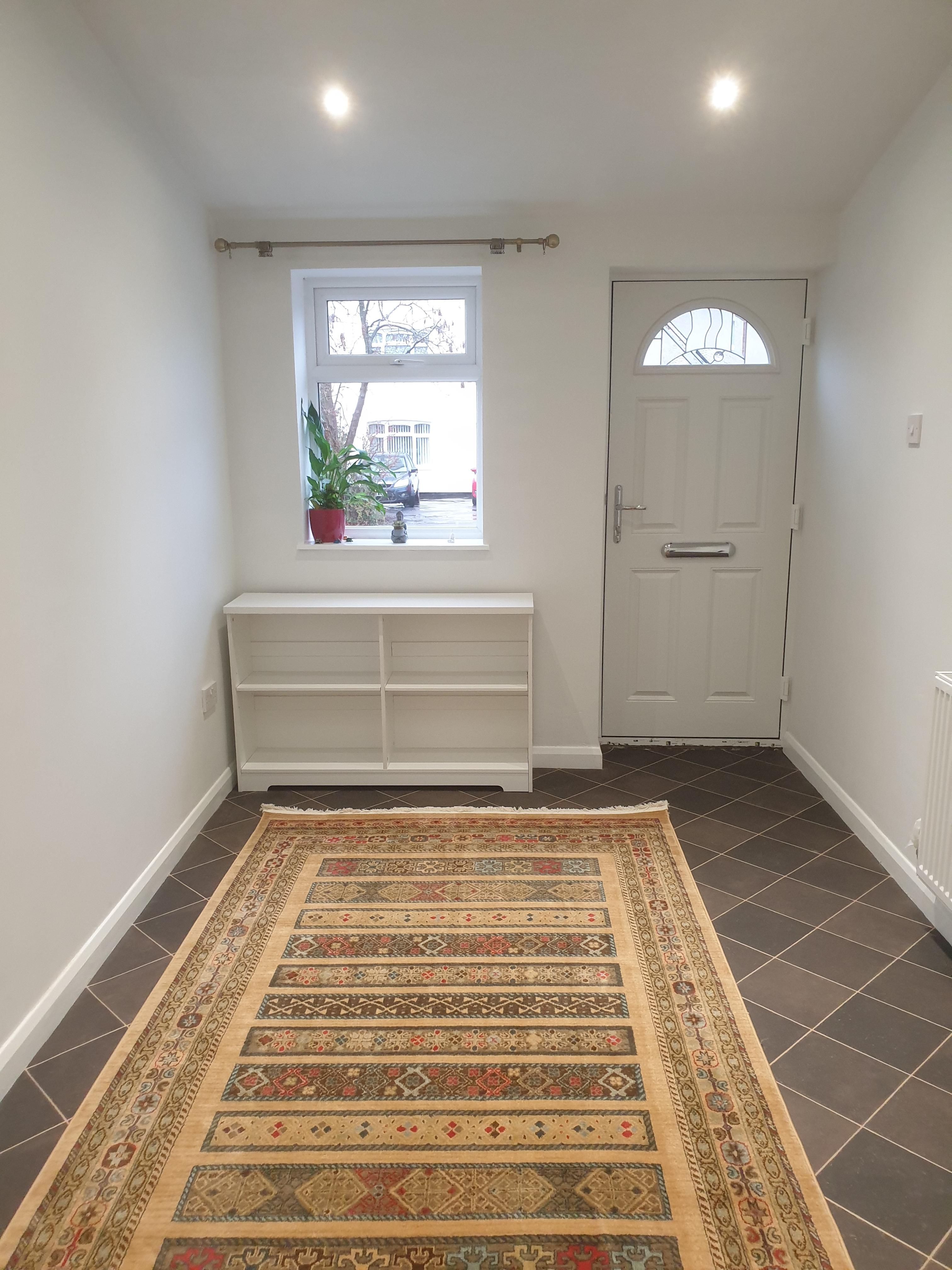 HOMCOM Simple Modern 4-Compartment Low Bookcase 2-Tier w/ Moving ...