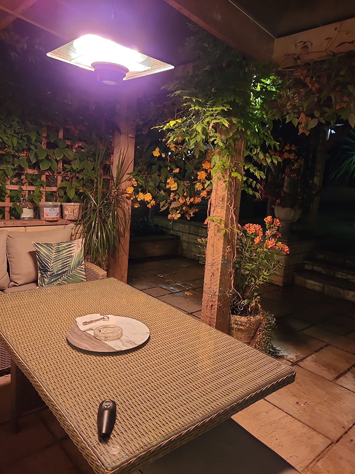 Outsunny 2000 W Patio Hanging Halogen Heater Ceiling Mounted Aluminium ...