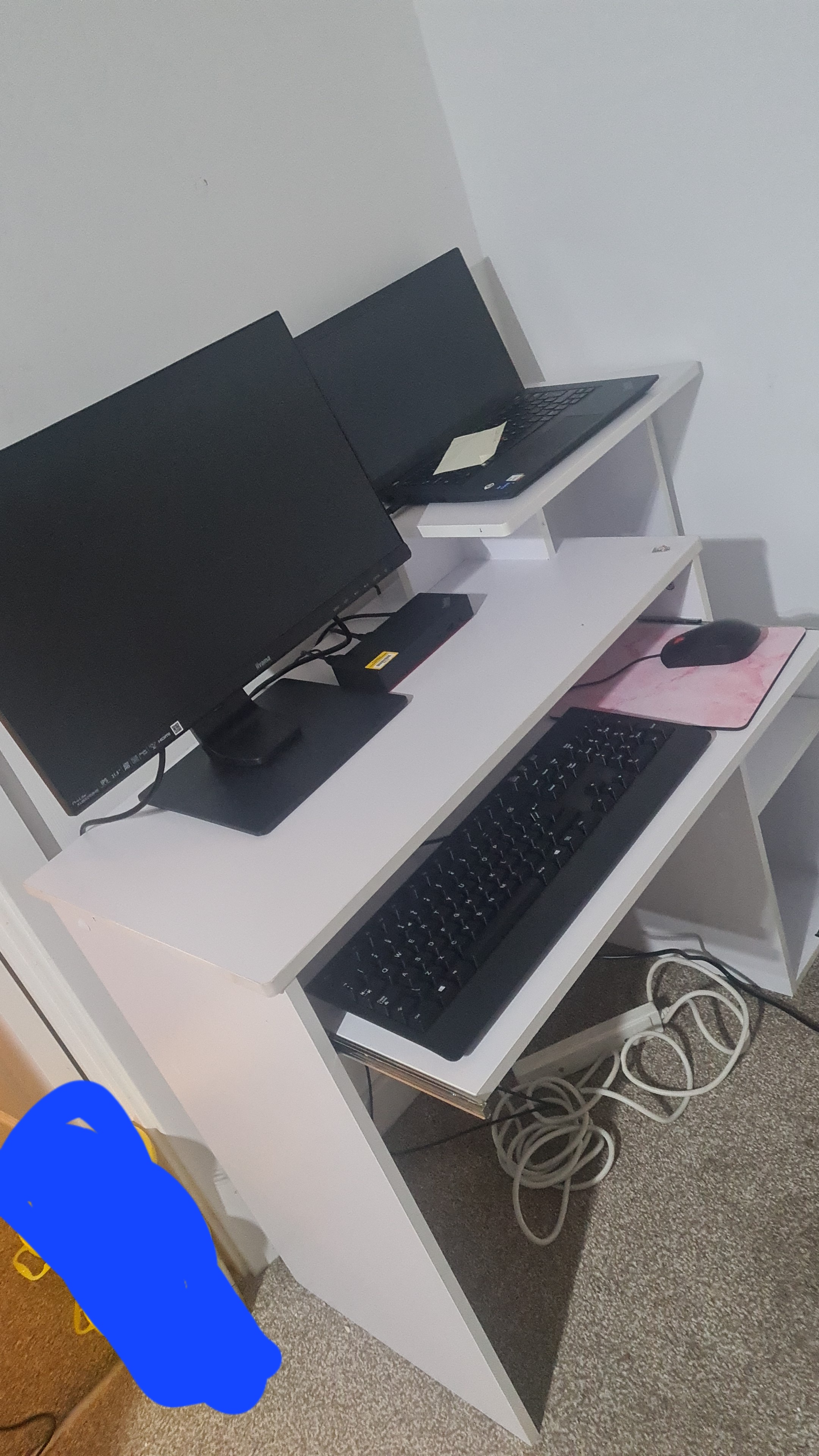 HOMCOM Compact Small Computer PC Desk with Sliding Keyboard Tray ...