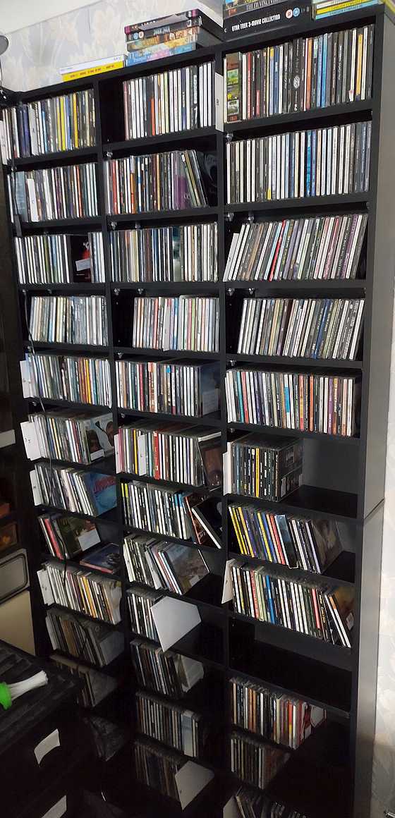 HOMCOM CD / DVD Storage Shelf Storage Unit for 1116 CDs Height ...