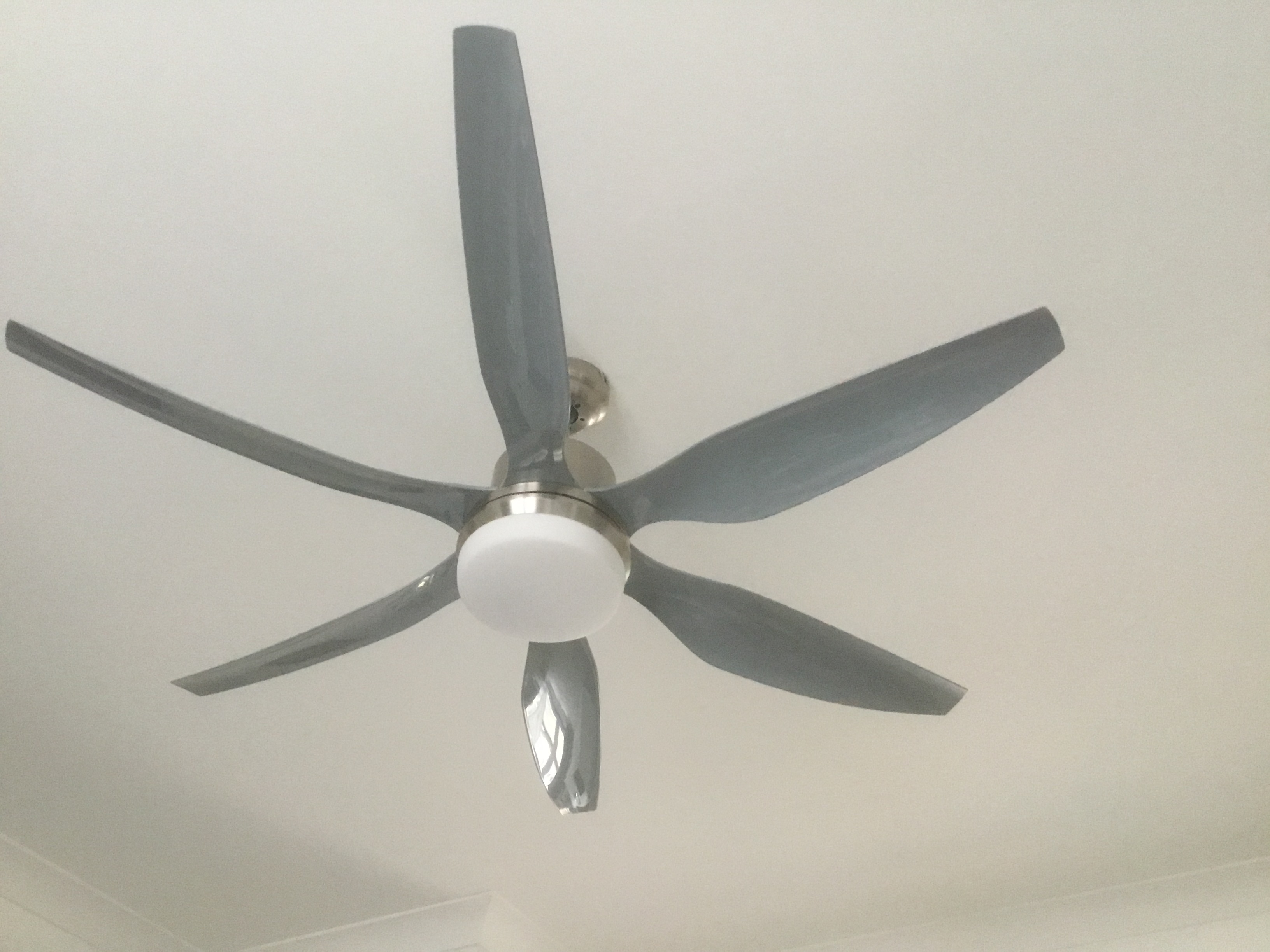 HOMCOM Reversible Ceiling Fan with Light, 6 Blades Indoor Modern Mount ...