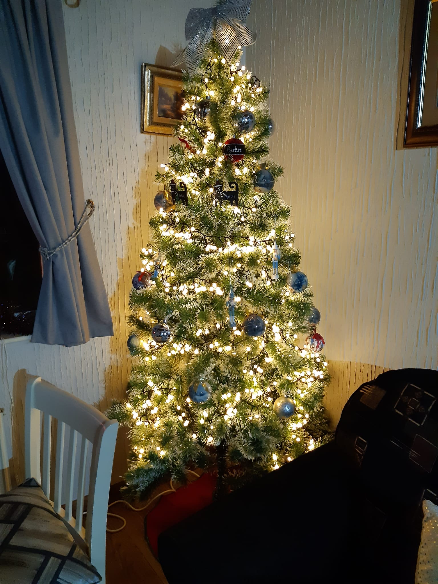 HOMCOM Christmas Tree 2.1M W/ Metal Stand