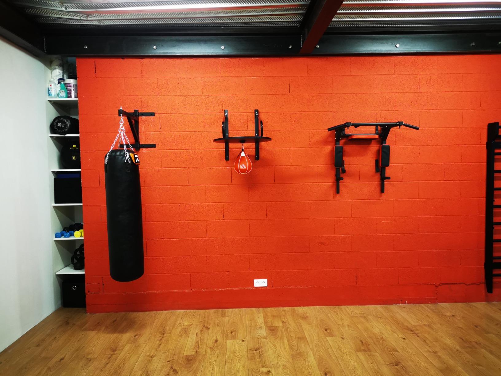 HOMCOM Set Boxe Pera Veloce con Piattaforma Installazione a Muro ...
