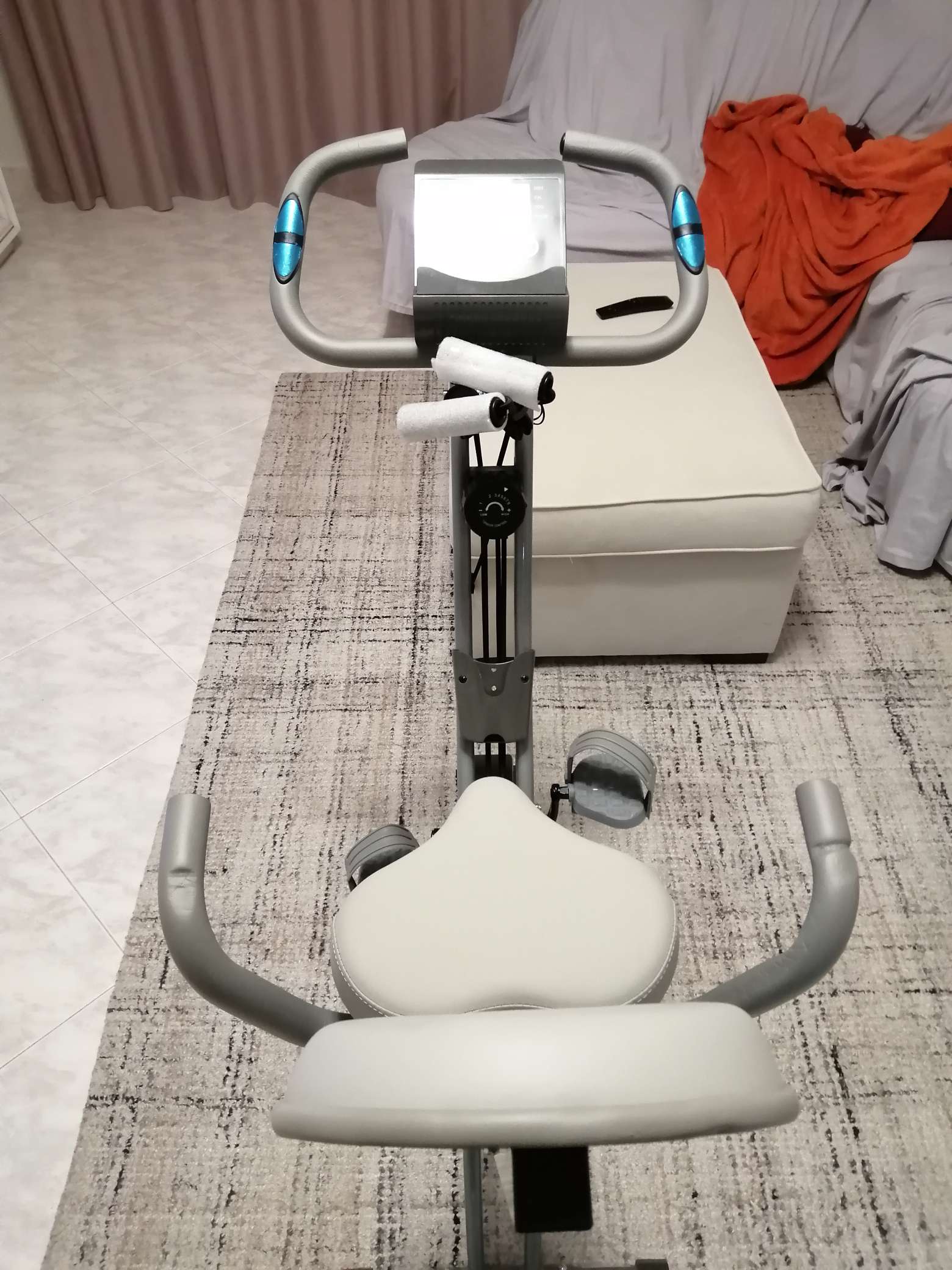 HOMCOM 2-In-1 Upright Exercise Recumbent Bike Adjustable Resistance ...